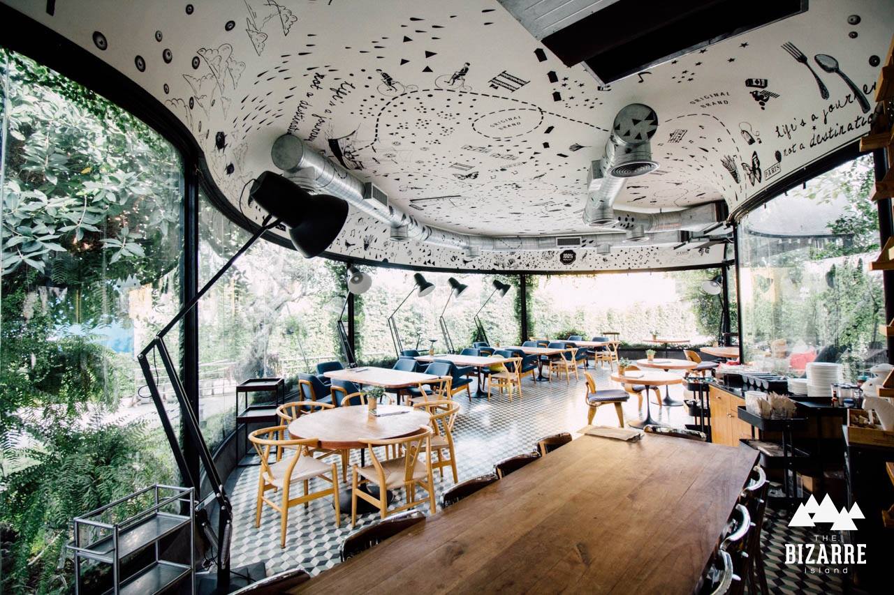 ' The Bizarre Island ' ปลดปล่อยความทุกข์ แล้วไปสุขสุดๆที่ร้านน่านั่งในจ.ระยอง